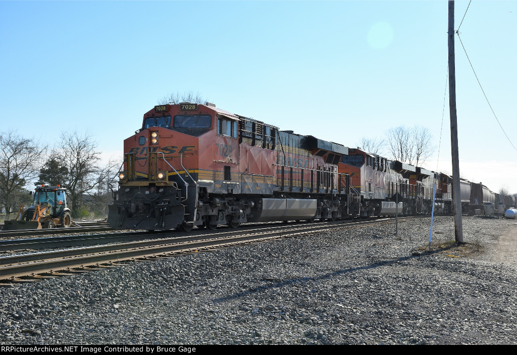 BNSF 7028